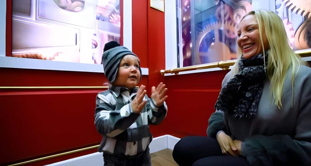 Shopper Activation Goes Viral, Elevating the Christmas Spirit through ...